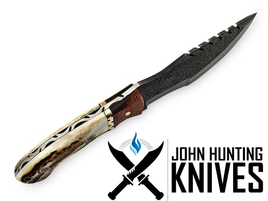 Tracker Knives Archives - John Hunting Knives
